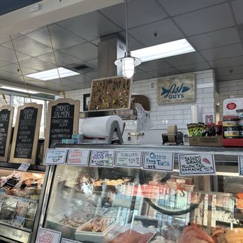 SEATTLE FISH GUYS - Updated April 2025 - 3118 Photos & 1319 Reviews ...