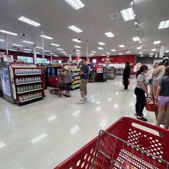 TARGET - Updated March 2025 - 277 Photos & 199 Reviews - 200 W ...