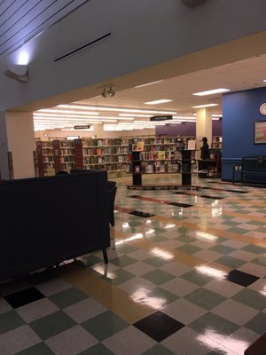HARDESTY REGIONAL LIBRARY - Updated December 2025 - 28 Photos & 19 ...