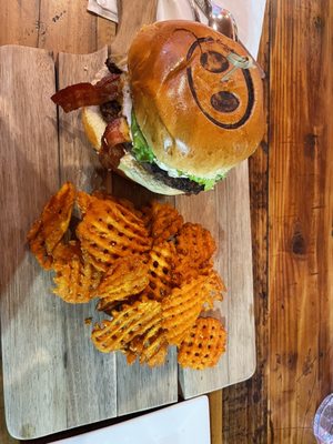 FLYING PIG TAVERN AND TAP - Updated April 2026 - 23 Photos & 27 Reviews ...