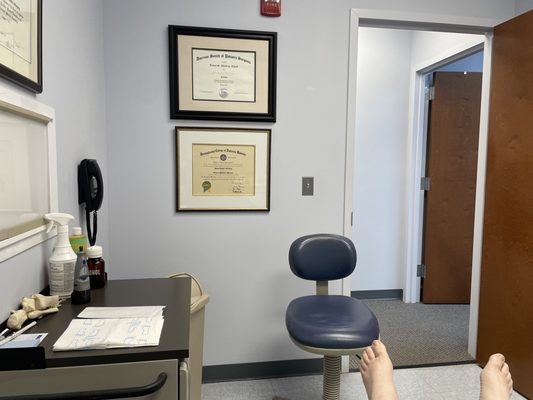 ADLEBERG JAMES S DR - Updated September 2025 - 8100 Sandpiper Cir ...