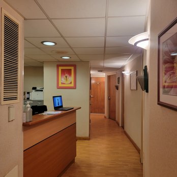 ANNA FIELDMAN, MD - Updated October 2025 - 28 Reviews - 10721 Queens ...