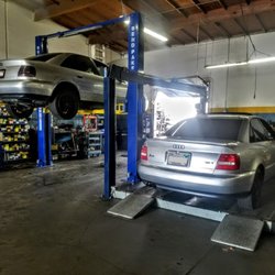 INTERNATIONAL AUTO REPAIR - 24 Photos & 20 Reviews - 1200 Commercial ...