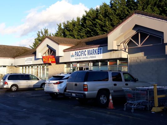 PACIFIC MARKET - Updated November 2024 - 163 Photos & 44 Reviews - 9605 ...