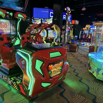 1UP ENTERTAINMENT + SOCIAL - Updated December 2025 - 117 Photos & 50 ...