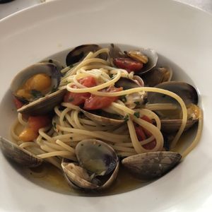 CAFE MILANO - 283 Photos & 568 Reviews - 3251 Prospect St NW ...