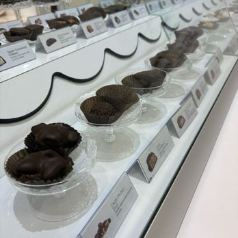 SEE’S CANDIES - Updated December 2025 - 34 Photos & 22 Reviews - 7301 S ...