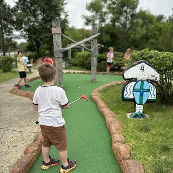 CONGO RIVER MINIATURE GOLF - TEMP. CLOSED - Updated January 2026 - 253 ...