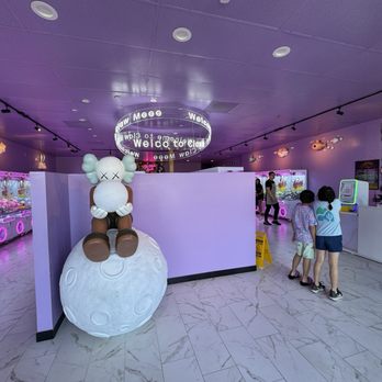 CLAW MEEE - Updated June 2024 - 341 Photos & 68 Reviews - 532 Barber Ln ...