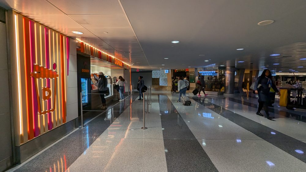 JOHN F. KENNEDY INTERNATIONAL AIRPORT - JFK - Updated April 2025 - 3148 ...