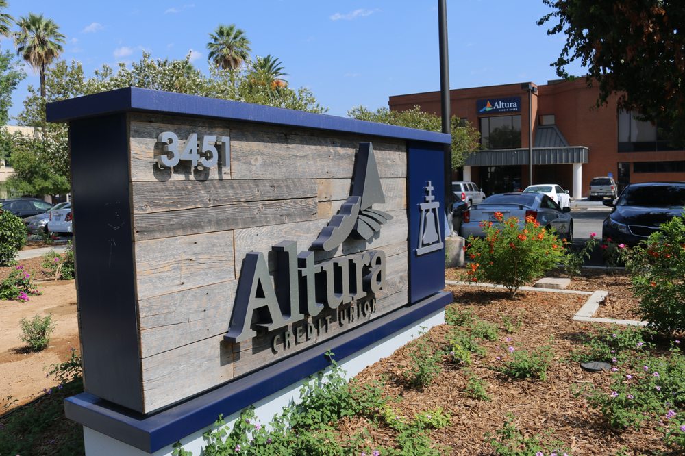ALTURA CREDIT UNION - Updated March 2026 - 19 Photos & 155 Reviews ...