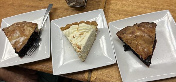 THE PIE HUT - Updated October 2025 - 75 Photos & 99 Reviews - 502 ...