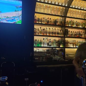 CAYO COCO RUM BAR & RESTAURANTE - Updated May 2024 - 604 Photos & 227 ...