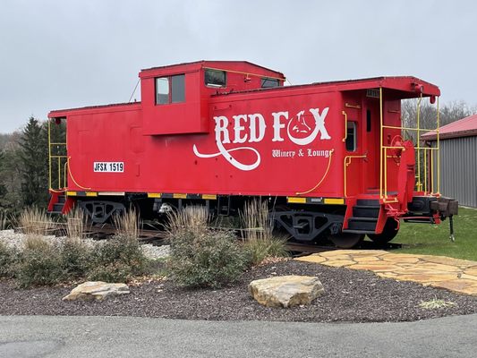 RED FOX WINERY AND LOUNGE - Updated September 2025 - 34 Photos & 21 ...