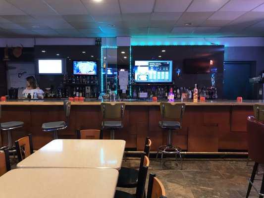 SHOOTER’S LOUNGE - Updated April 2024 - 28 Photos - 714 E Aultman St ...
