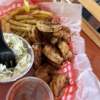 EVERGLADES GATOR GRILL - Updated December 2025 - 409 Photos & 262 ...