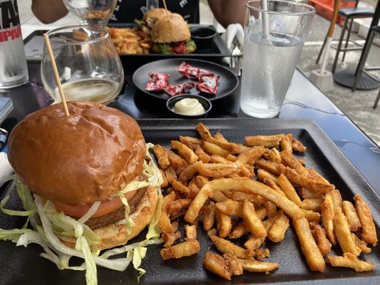 IRON BAR - Updated July 2024 - 101 Photos & 263 Reviews - 5 South St ...