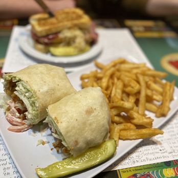 MIKE’S PLACE - Updated June 2025 - 377 Photos & 440 Reviews - 1700 S ...