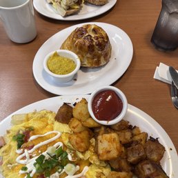 ROASTERS ‘N TOASTERS - Updated December 2025 - 241 Photos & 408 Reviews ...