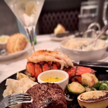 MORTON’S THE STEAKHOUSE - Updated December 2025 - 264 Photos & 306 ...