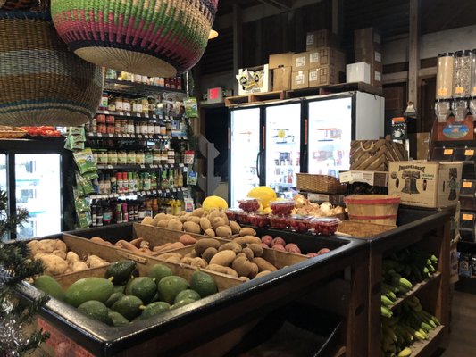 HEALTHY HUT MARKET AND CAFE - Updated October 2025 - 90 Photos & 101 ...