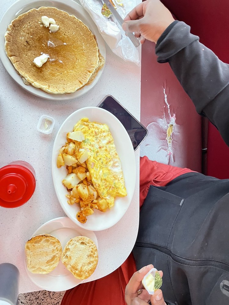 OVERLEA DINER - Updated December 2025 - 56 Photos & 58 Reviews - 6652 ...