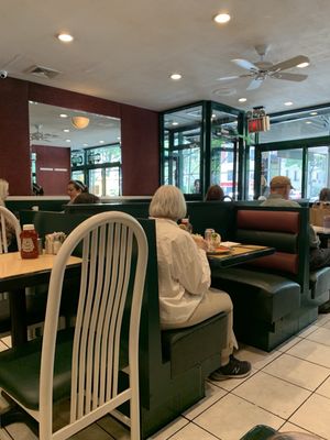 CAFE 82 - Updated October 2025 - 88 Photos & 212 Reviews - 2282 ...