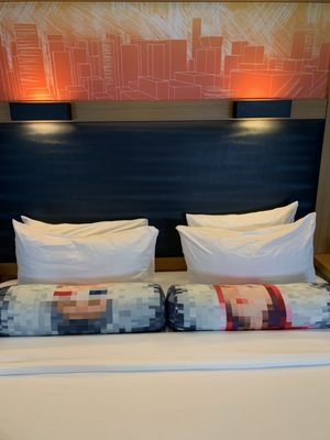 ALOFT BIRMINGHAM SOHO SQUARE - 90 Photos & 101 Reviews - Hotels - 1903 ...