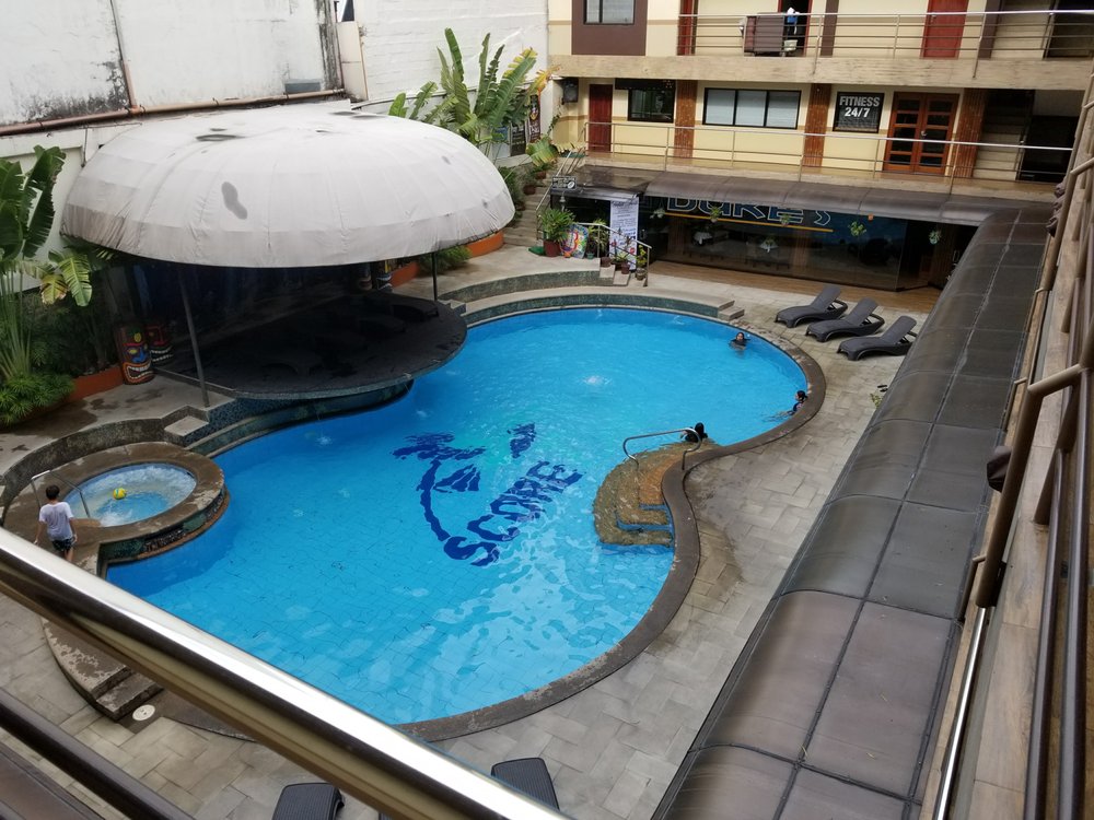 SCORE BIRDS HOTEL - Updated January 2026 - Vian Street, Angeles City ...