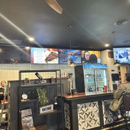 INDUSTRIAL TAPHOUSE WEST - Updated July 2025 - 36 Photos & 39 Reviews ...