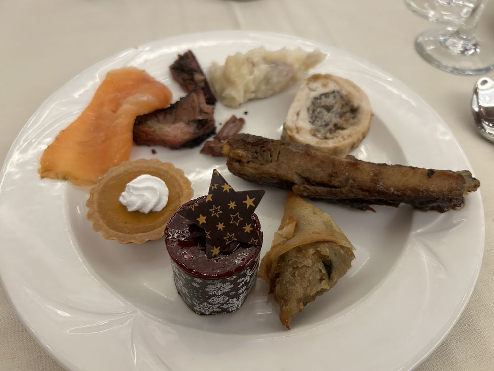 THE QUEEN MARY’S ROYAL SUNDAY BRUNCH - 690 Photos & 414 Reviews - 1126 ...