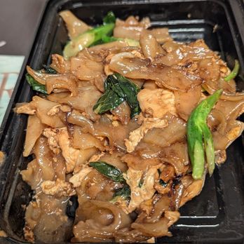 BOON CHOO - Updated December 2025 - 90 Photos & 39 Reviews - 366 S Main ...