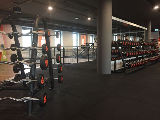 BASIC-FIT - Gyms - Gevers Deynootweg 93, Den Haag, Zuid-Holland, The ...