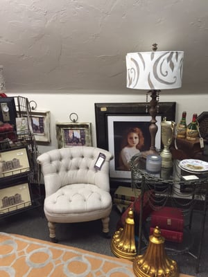 MOCKINGBIRD MANOR ANTIQUES - Updated July 2025 - 21 Photos & 11 Reviews ...