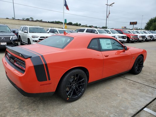 HELFMAN DODGE CHRYSLER JEEP RAM FIAT - Updated July 2024 - 140 Photos ...