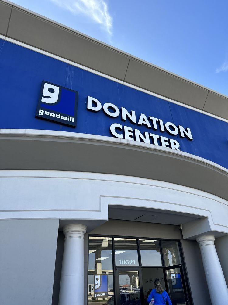 GOODWILL THRIFT STORE & DONATION CENTER- CITY CENTRE - Updated October ...