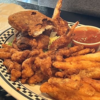 HUNGRY DAWG’S DINER - Updated December 2025 - 89 Photos & 155 Reviews ...