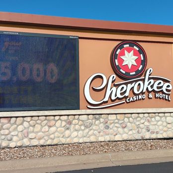 CHEROKEE CASINO & HOTEL ROLAND - Updated December 2025 - 65 Photos & 59 ...