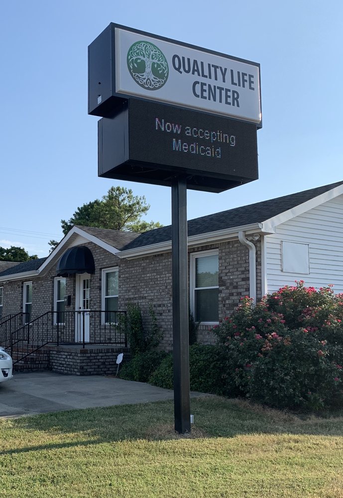 QUALITY LIFE CENTER - Updated December 2025 - 1810 John R St, Muscle ...