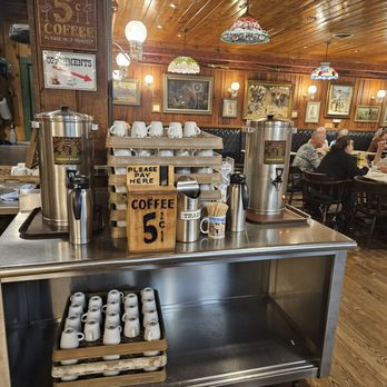 WALL DRUG STORE - Updated June 2025 - 1495 Photos & 802 Reviews - 510 ...