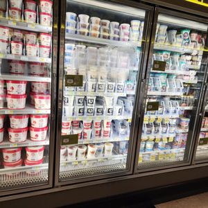 FRESH MADISON MARKET - Updated December 2025 - 23 Photos & 74 Reviews ...