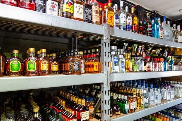 22ND STREET DISCOUNT LIQUOR - Updated March 2025 - 11 Photos - 1325 N ...