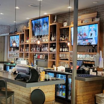 Q39 MIDTOWN - Updated November 2024 - 4804 Photos & 6235 Reviews - 1000 W 39th St, Kansas City ...