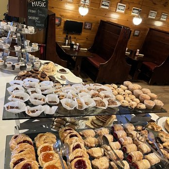 PLUMSTEADVILLE INN - Updated June 2024 - 160 Photos & 219 Reviews ...