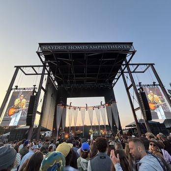 HAYDEN HOMES AMPHITHEATER - Updated September 2025 - 92 Photos & 89 Reviews - 344 SW Shevlin ...