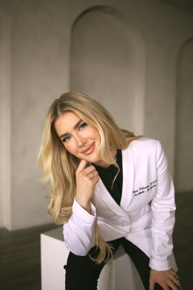 ALEXANDRA PALUMBO, DNP - BLONDE GIRL AESTHETICS - Updated May 2024 - 11 ...