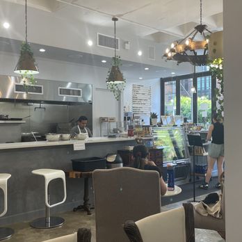 HUNGRY LLAMA - Updated May 2025 - 103 Photos & 44 Reviews - 679 ...