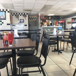 QUAVE BROTHERS PO’BOYS & MEAT MARKET - Updated July 2025 - 53 Photos ...