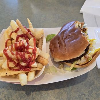 PAPA CHRIS’ PLACE - Updated January 2026 - 93 Photos & 182 Real Reviews ...