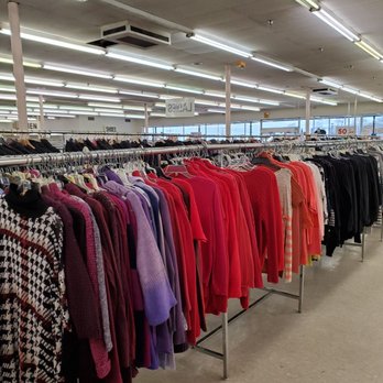 MAJ-R THRIFT - Updated October 2025 - 18 Photos & 14 Reviews - 1500 ...